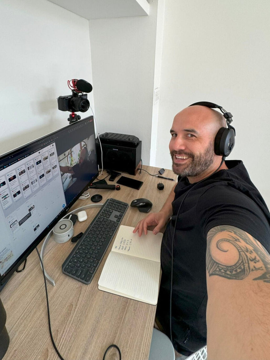 Ascend AI Ryzen Threadripper Pro 9995WX 128GB 2TB RTX 5090 Workstation – Computer Lounge